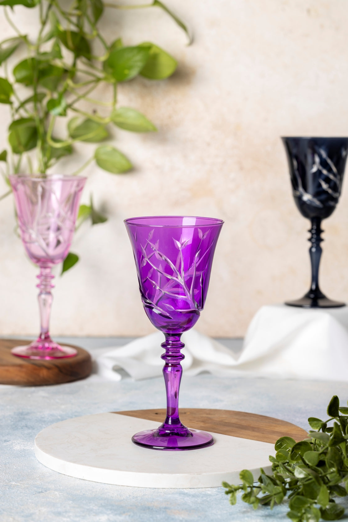 Voila Signature – Lena Kadeh – Voila Collections